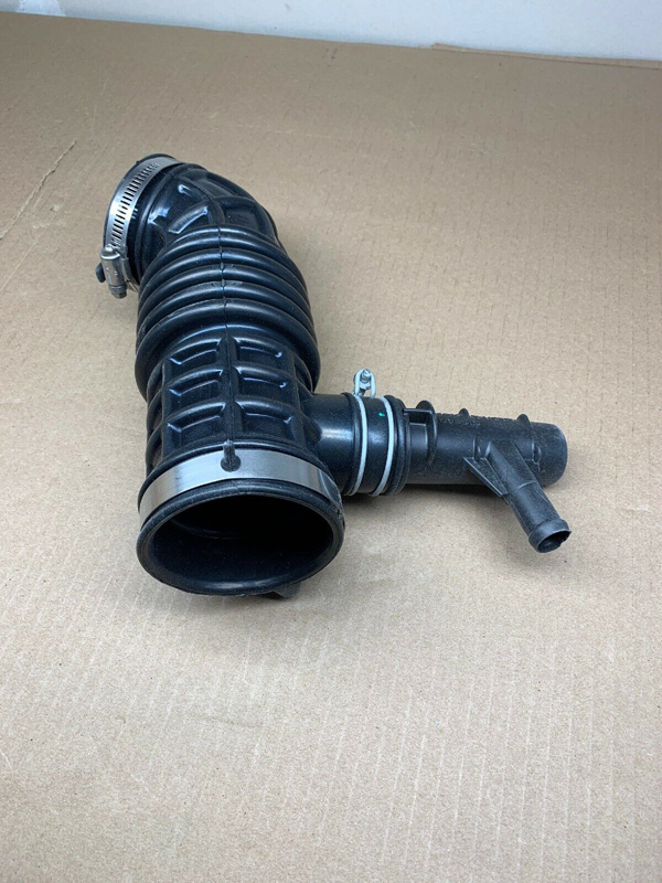 Engine Air Cleaner Intake Duct Hose for Nissan Front Duct 16576-3RC2A