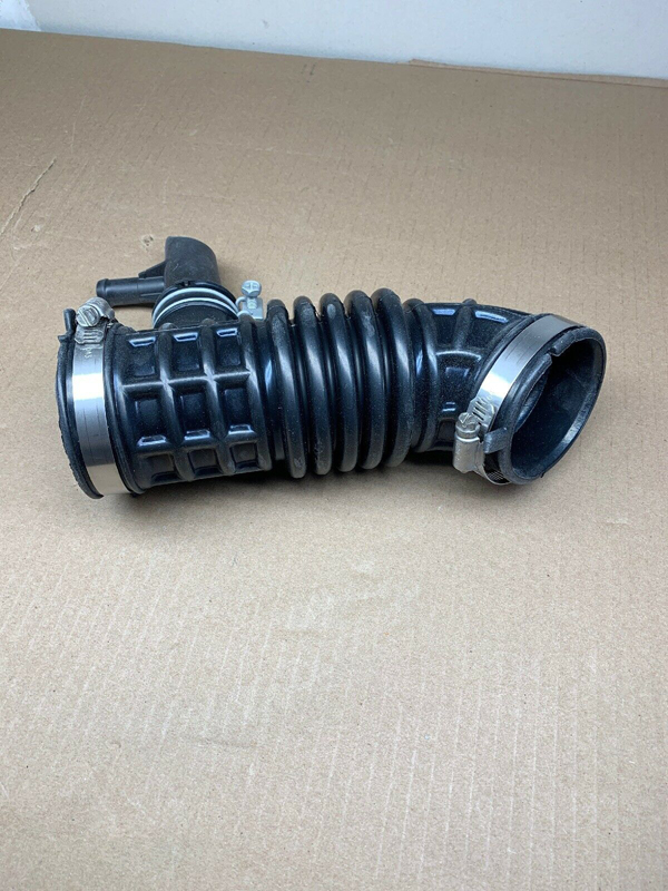 Engine Air Cleaner Intake Duct Hose for Nissan Front Duct 16576-3RC2A