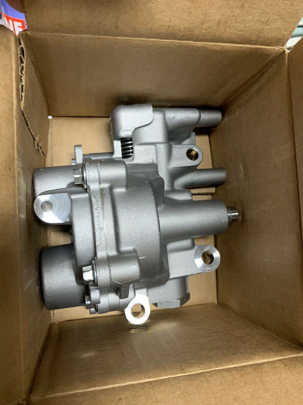 LR052436 GENUINE JAGUAR / LAND ROVER OIL PUMP